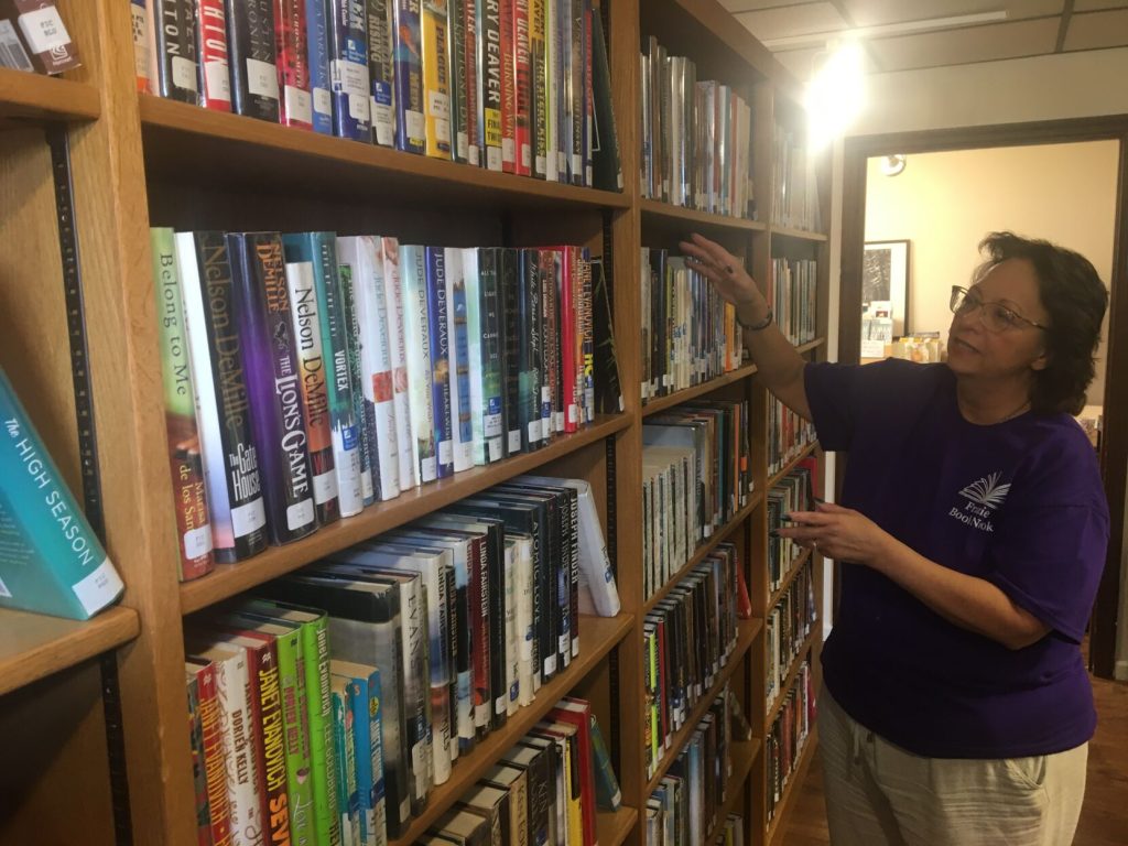 Frazier Community Library holds grand opening - Herald-Standard